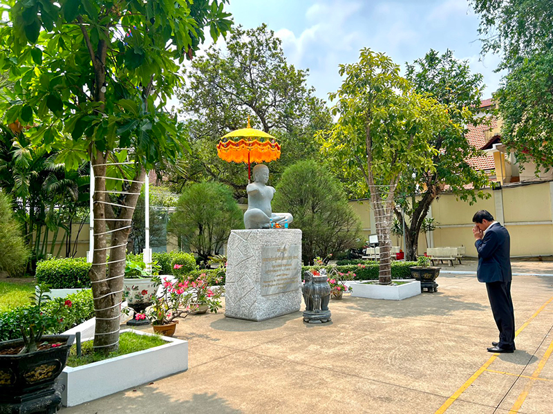 HAPPY TRADITIONAL NEW YEAR (TET CHOL CHNAM THMAY) AT THE CONSULATE ...